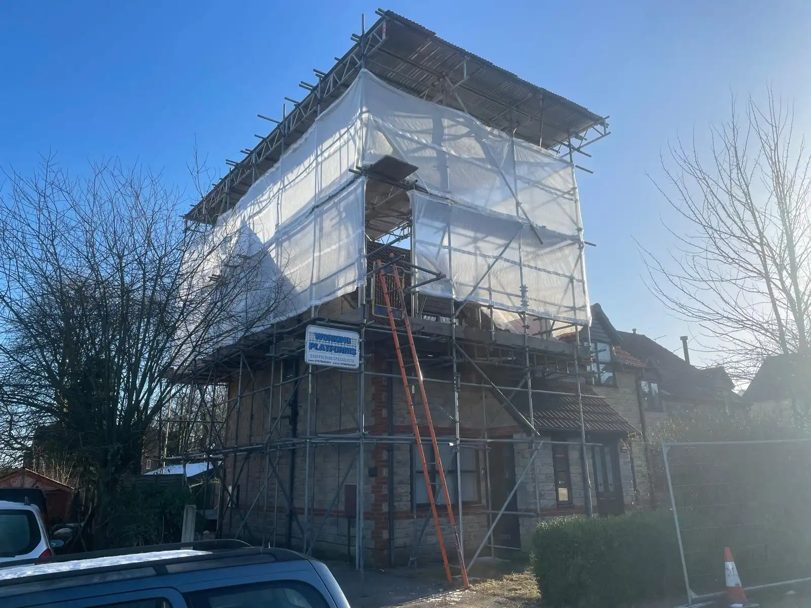 Temporary Roof Scaffolding In Yorkshire - Working Platforms For Roof ...